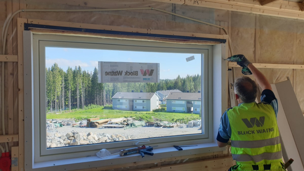 Listefrie vinduer - Montering hos Block Watne Smygplate fra Deco Systems